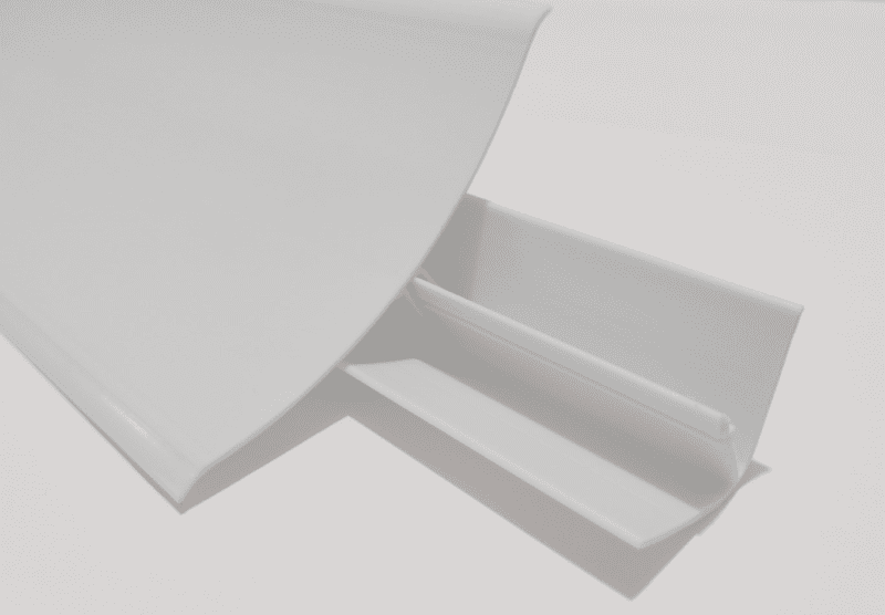 Zocalo Sanitario de PVC con riel de Anclaje Blanco | Melavinyl